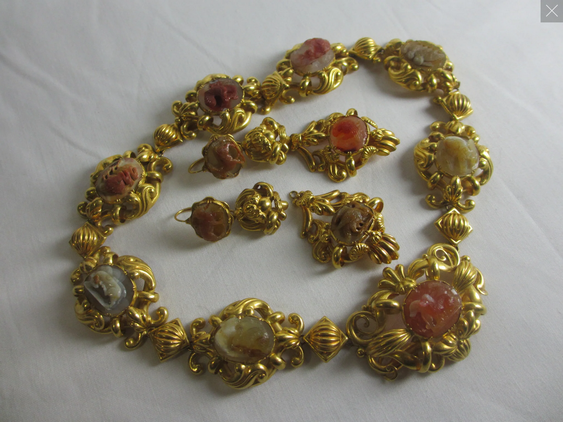 What is a parure? - Top Banana Antiques