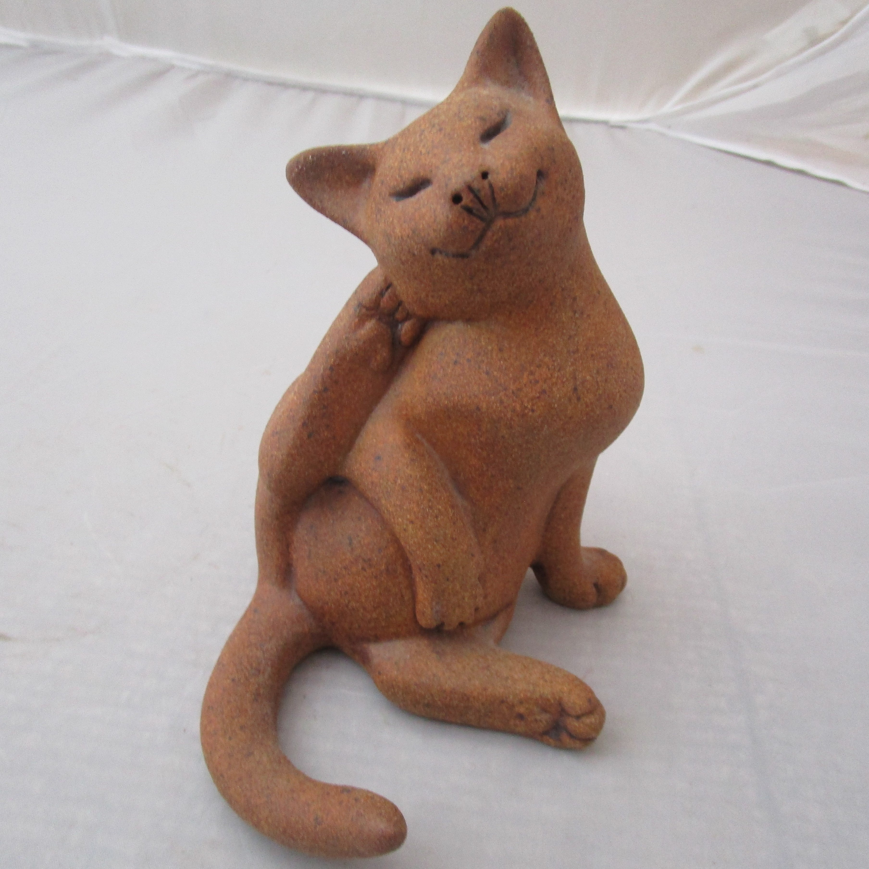 Early Suzie Marsh Pottery Scratching Cat Sculpture Vintage c1990 - Top ...